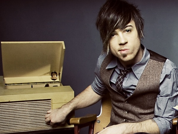 Me In Motion's FrontMan, Seth Mosley, Scores First #1 Single With "Born ...