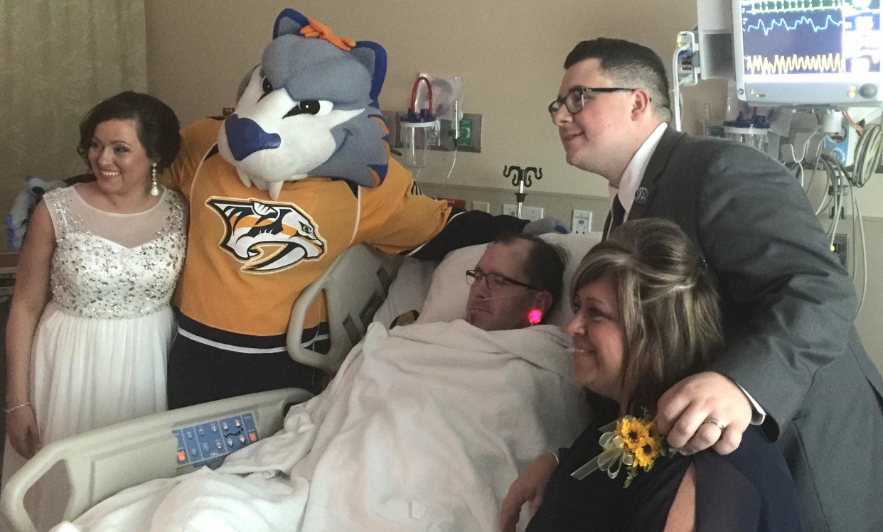 Jared and Lindsey Stuffle took their Wedding to Tracy! - Southern ...