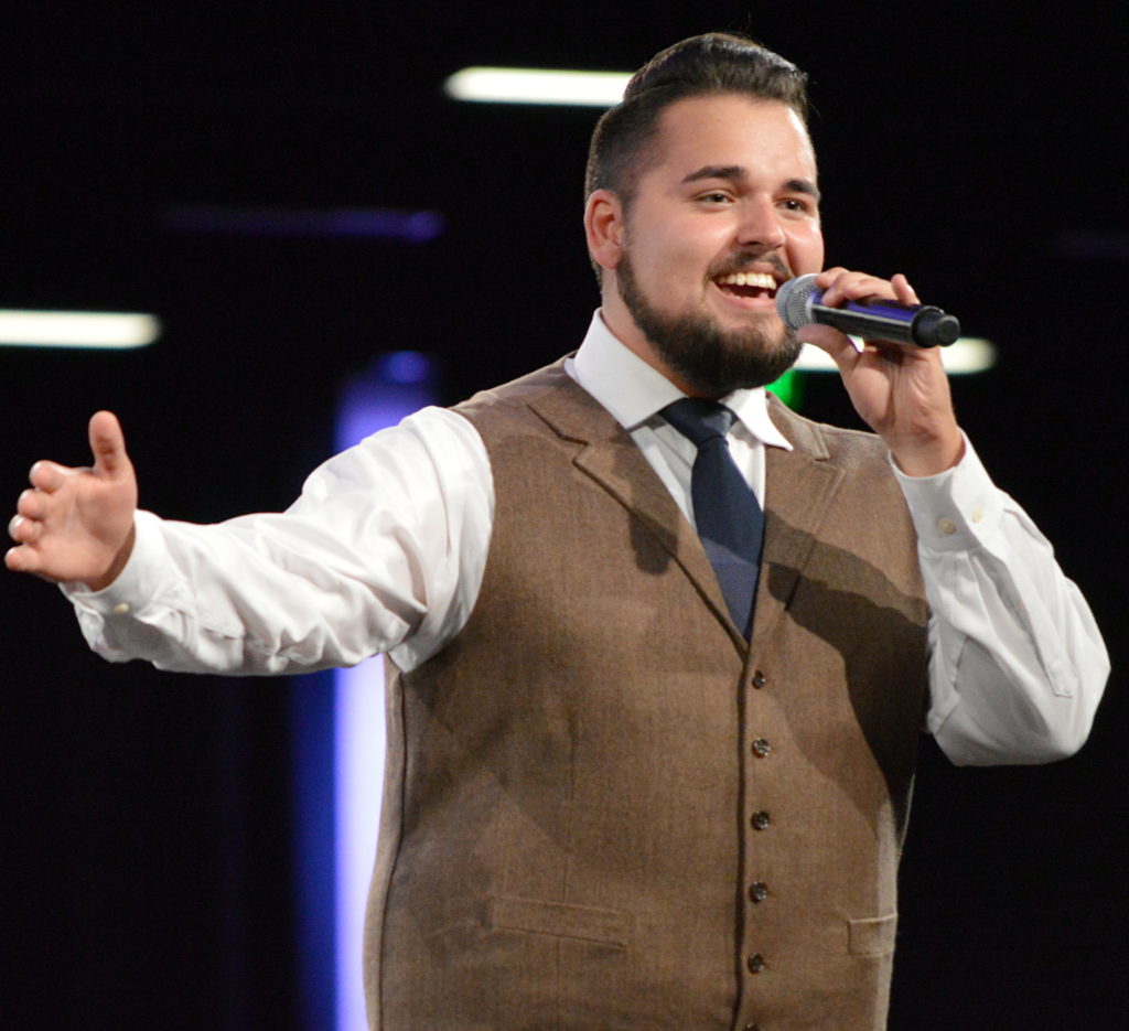 Layke Jones of Jim Brady Trio: Making An Impact - Southern Gospel News ...