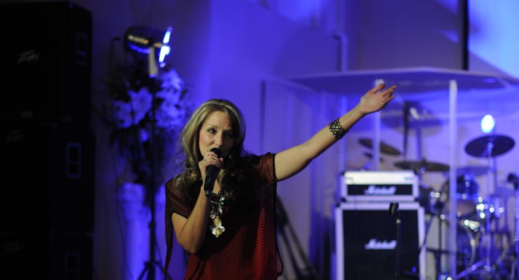 Shelly Wilson: Heart of a Servant - Southern Gospel News SGNScoops Digital