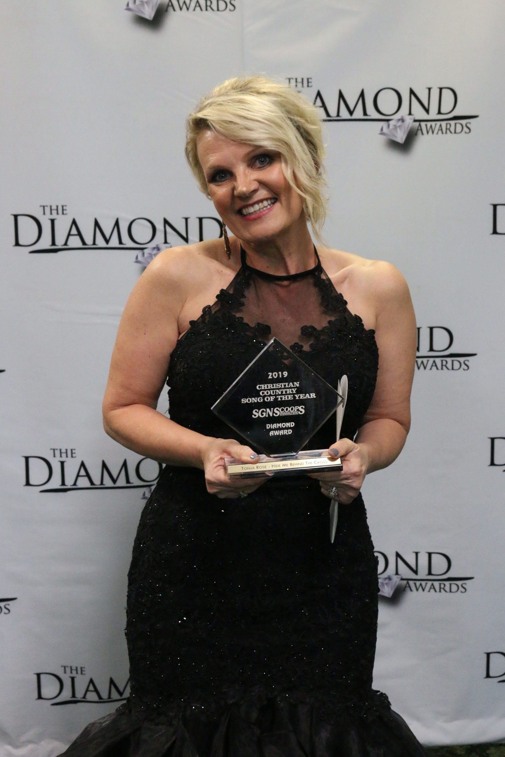 Just a little talk with Tonja Rose - Southern Gospel News SGNScoops Digital